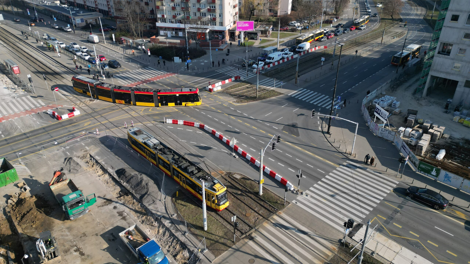Remont torowiska w alei Krakowskiej i na Grójeckiej w Warszawie. Pięć miesięcy bez tramwajów